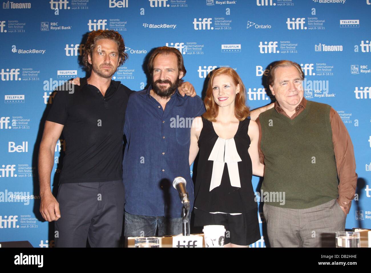 Director/actor Ralph Fiennes (l-r) and actors Gerard Butler, Jessica ...