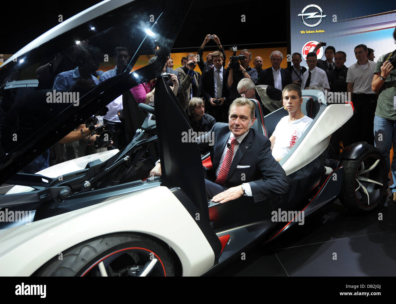 Chairman of car manufacturer Opel, Karl-Friedrich Stracke, presents the ...