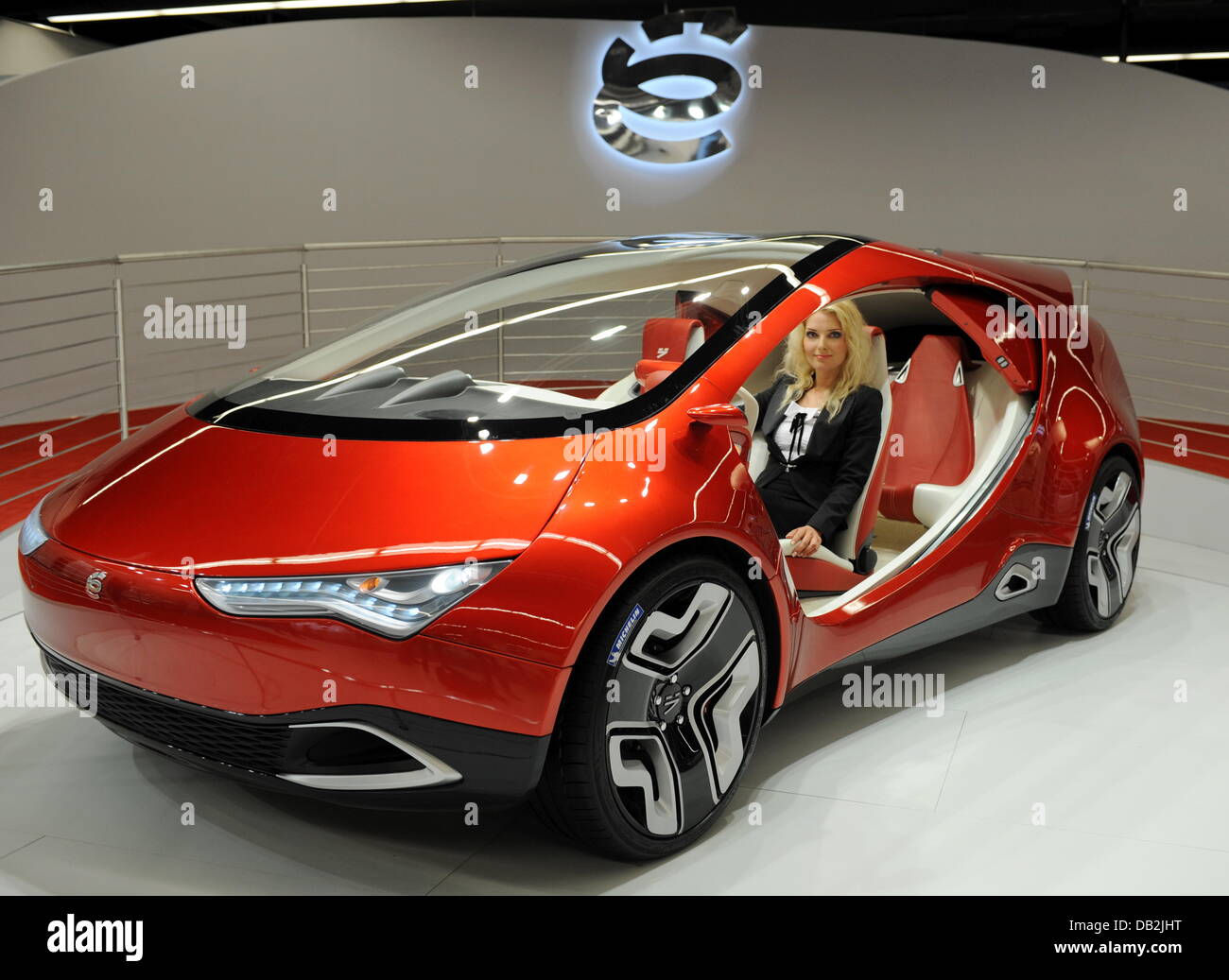Russian car manufacturer hi-res stock photography and images - Alamy