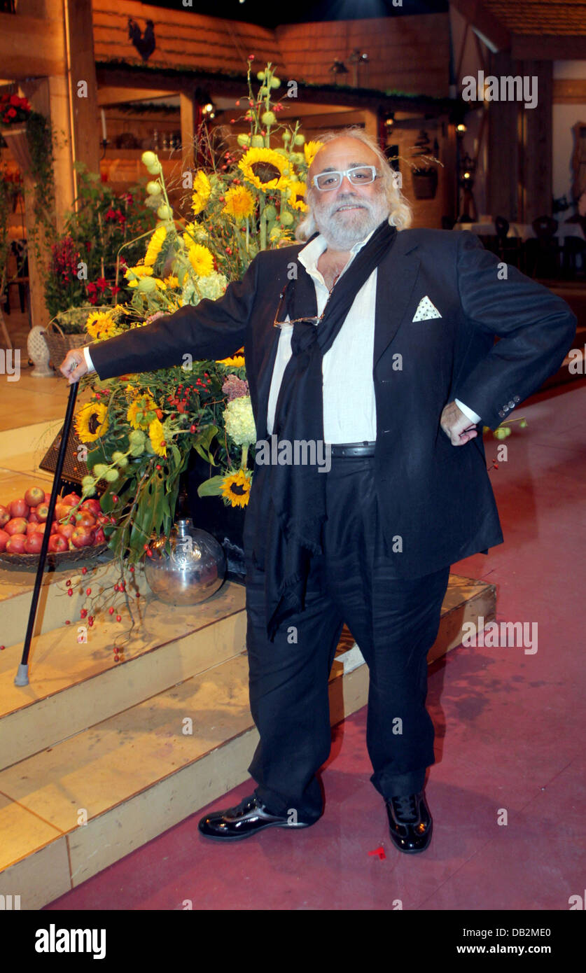 Greek singer Demis Roussos poses during a dress rehearsal for the ARD ...