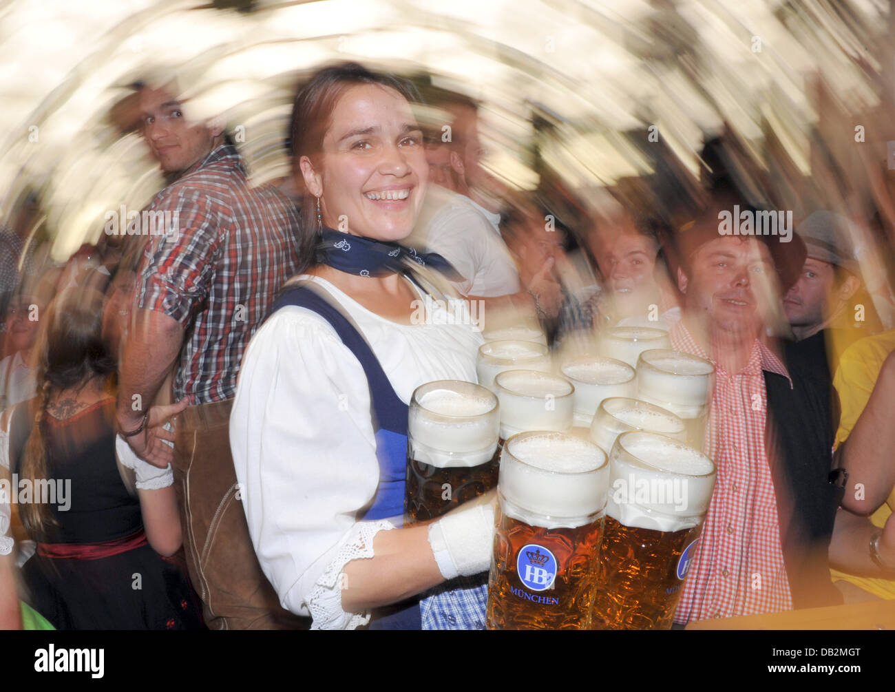 Beer maid hi-res stock photography and images - Alamy