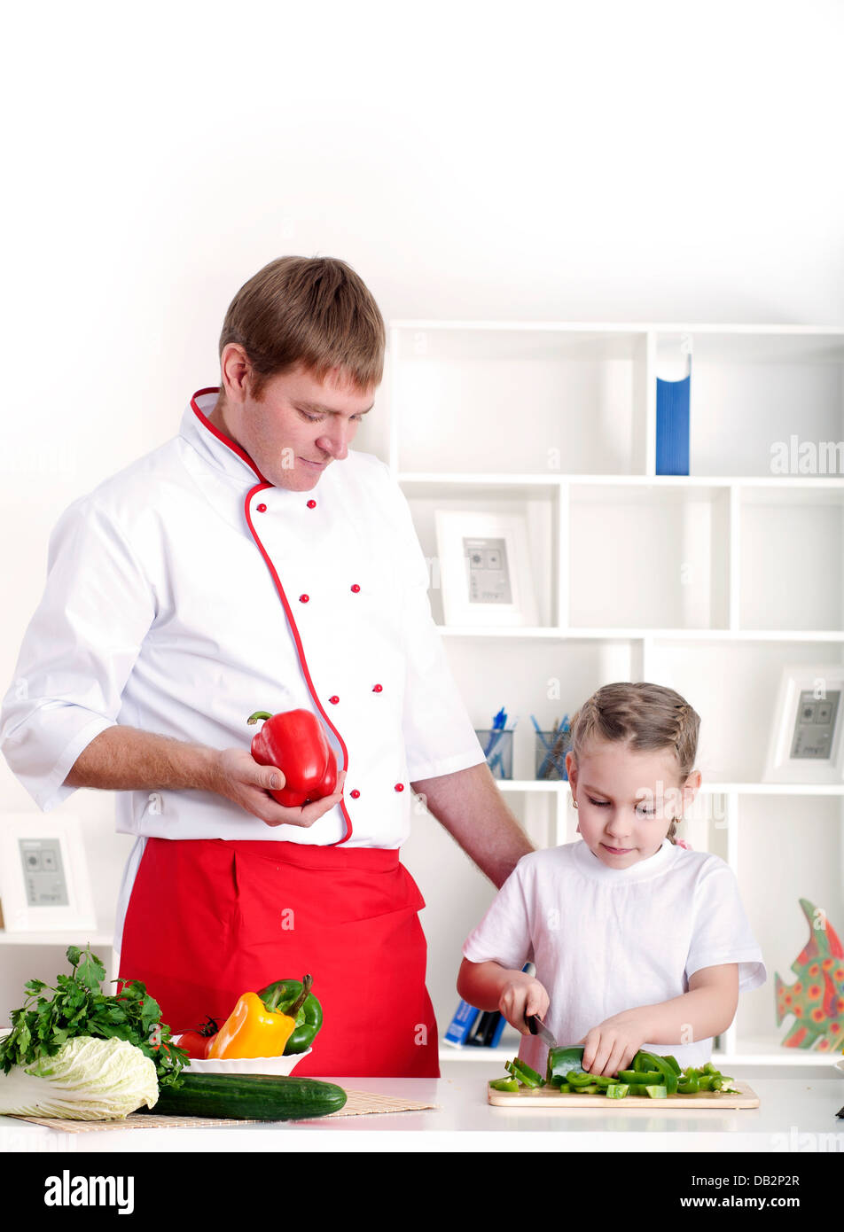 family cooking together Stock Photo - Alamy