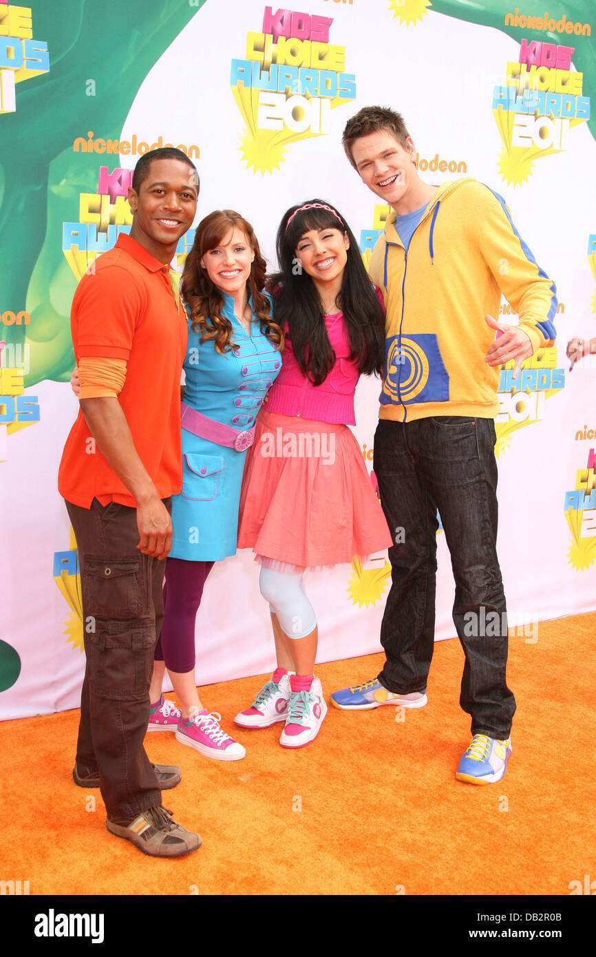 Jon beavers tara perry yvette hi-res stock photography and images - Alamy