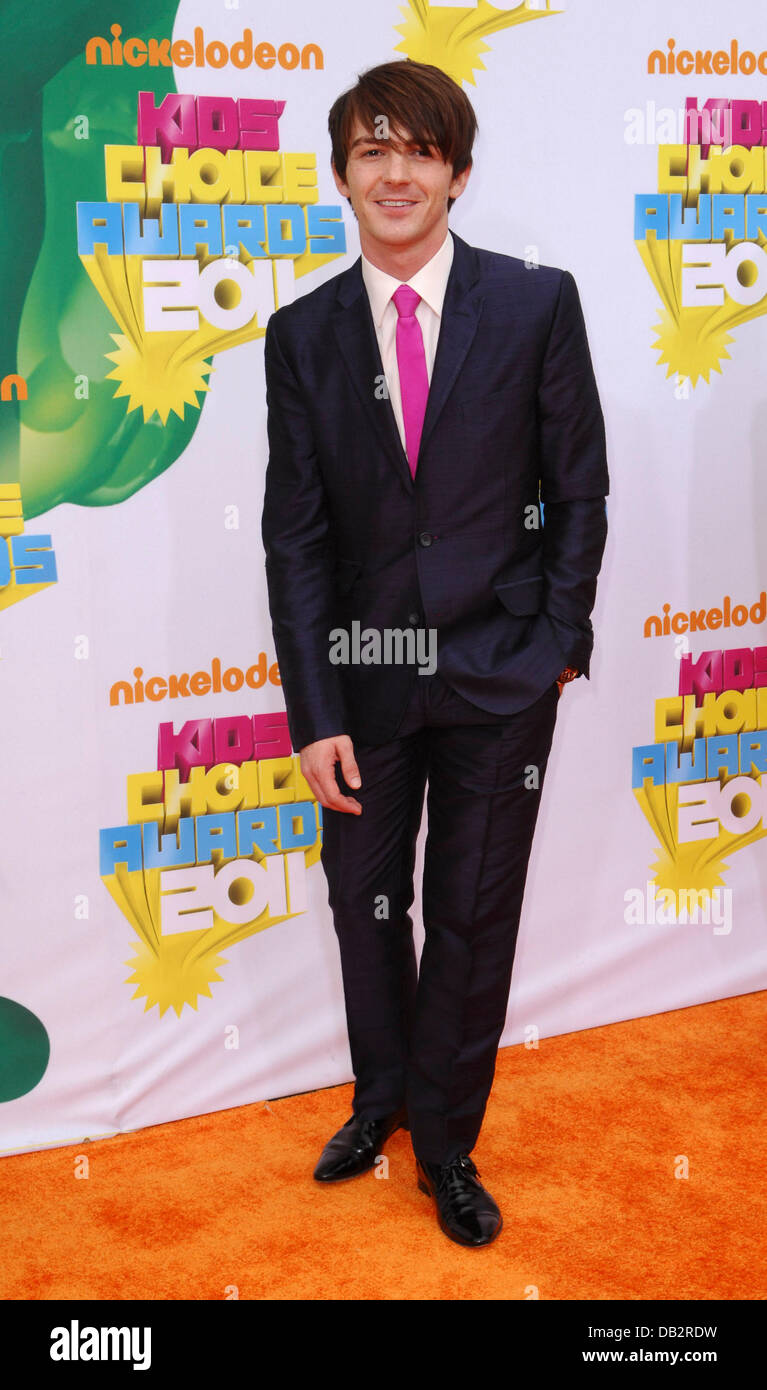 Drake Bell Nickelodeon's 2011 Kids Choice Awards held at USC's Galen ...