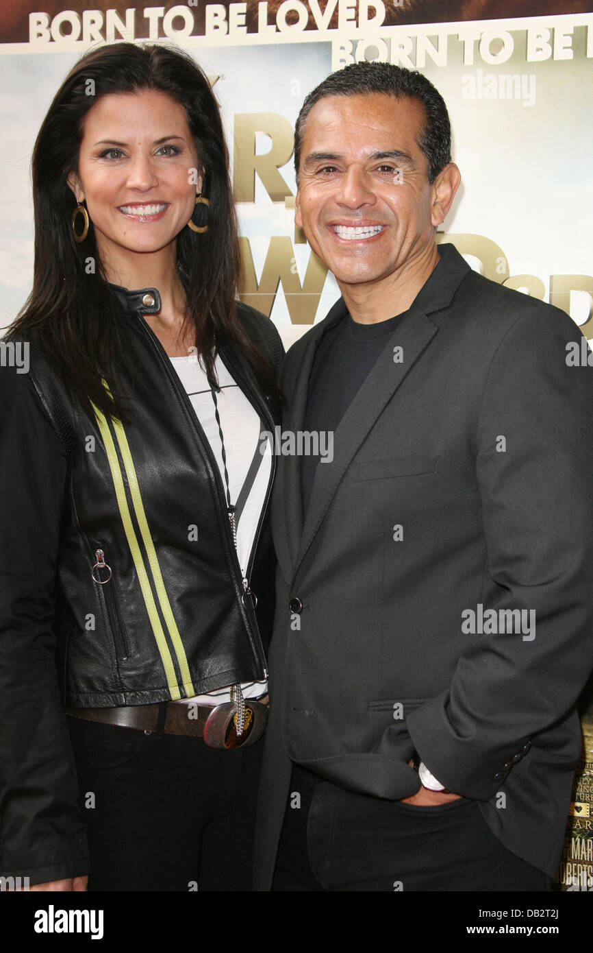 Los Angeles Mayor Antonio Villaraigosa and Lu Parker World premiere of ...