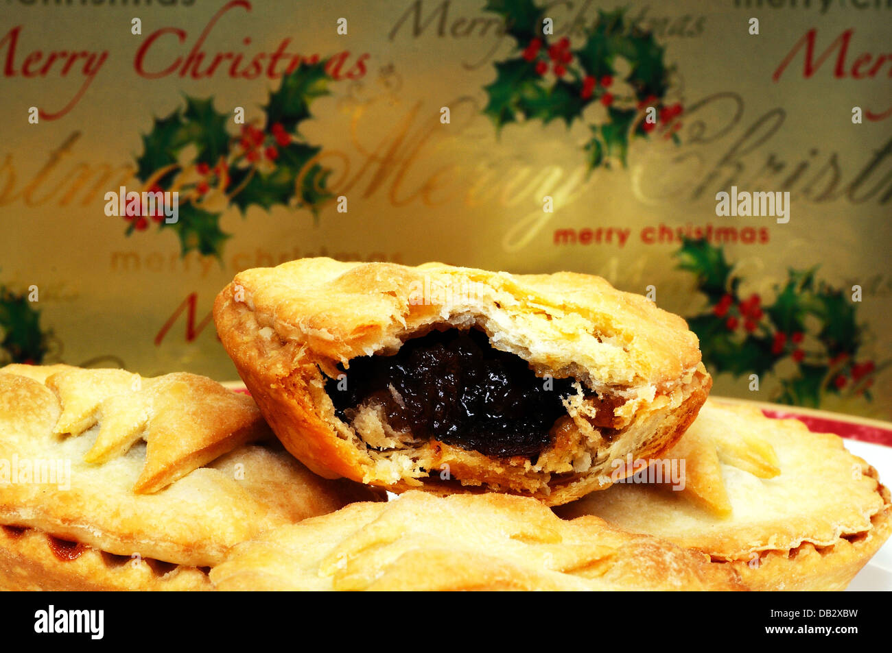 Homemade mince pies with Merry Christmas to the rear Stock Photo - Alamy