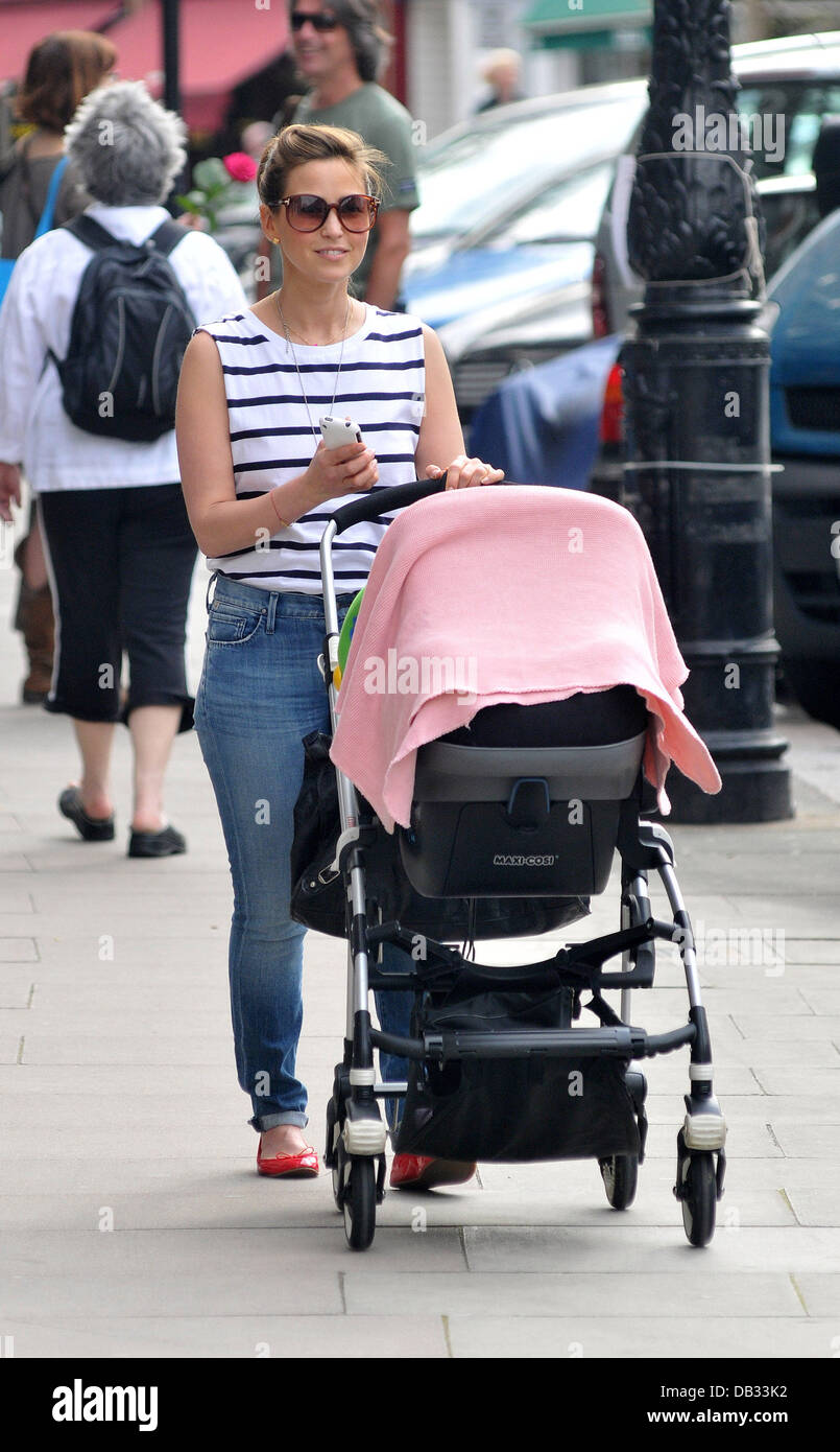 Rachel Stevens with her baby daughter Amelie out and about in Primrose ...