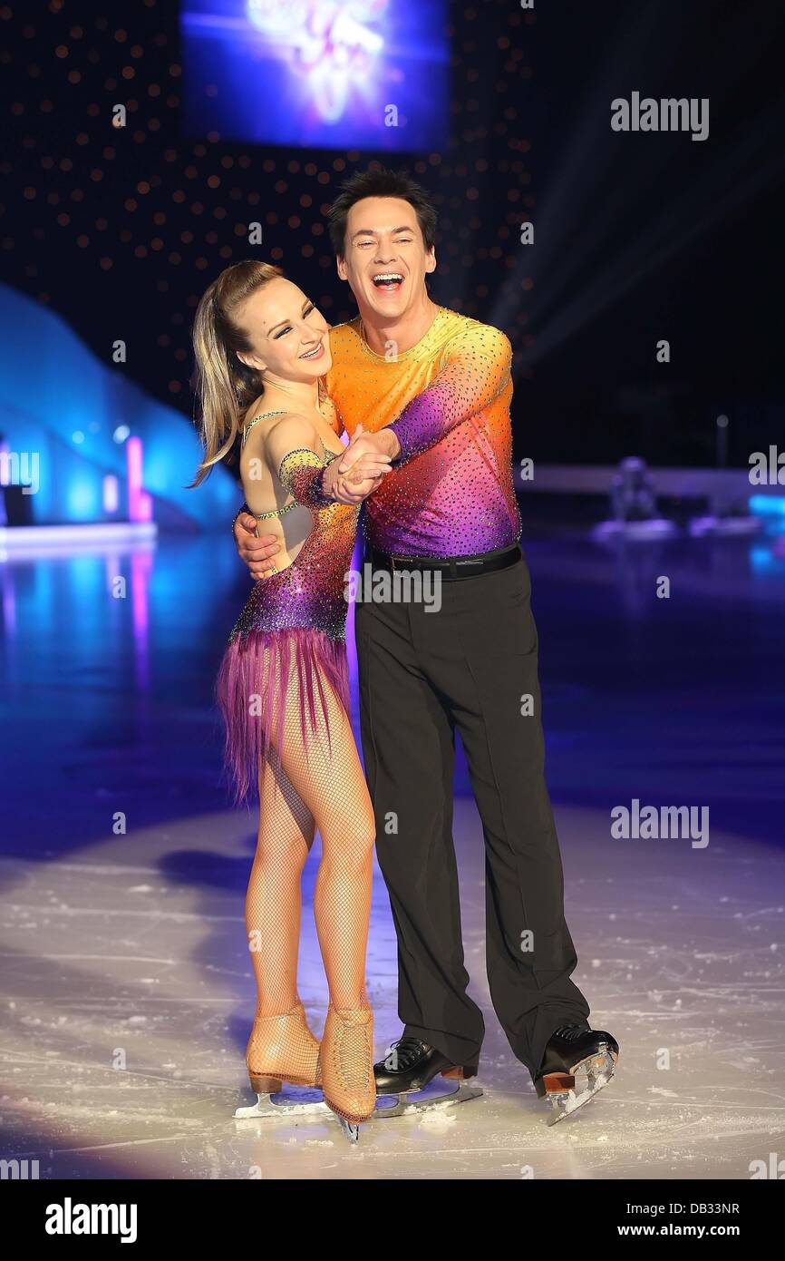 Dave Vitty aka Comedy Dave, Nina Ulanova Dancing on Ice Tour 2011 in ...