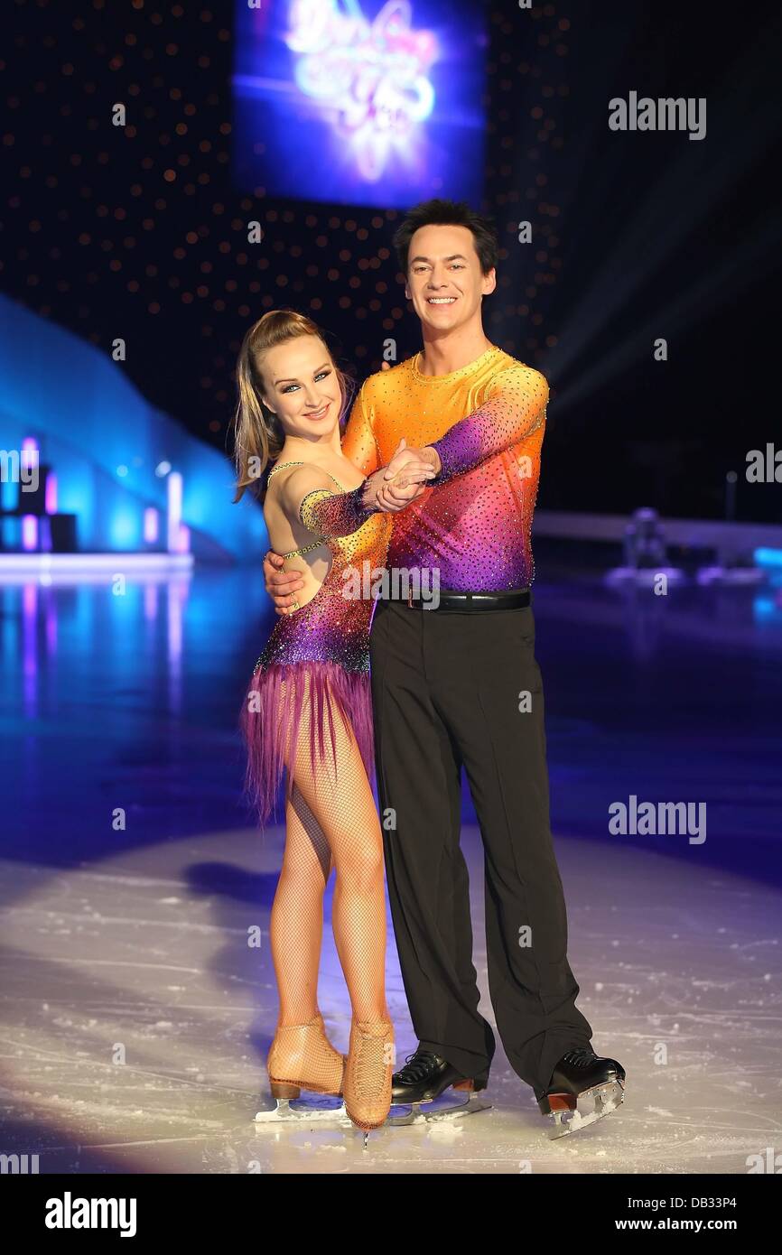 Dave Vitty aka Comedy Dave, Nina Ulanova Dancing on Ice Tour 2011 in ...