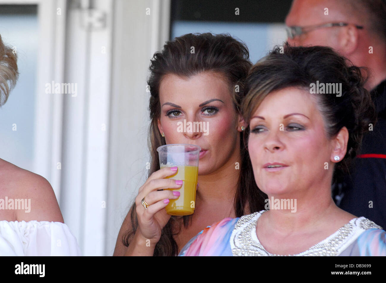 Coleen Rooney and mother Colette McLaughlin John Smith Grand National ...