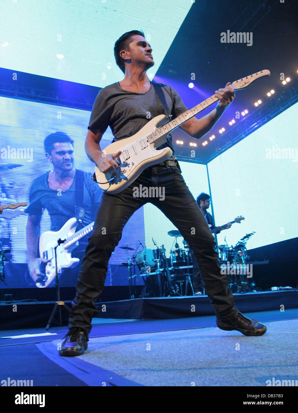 Singer Juanes performing on tour with his fifth studio album P.A.R.C.E ...