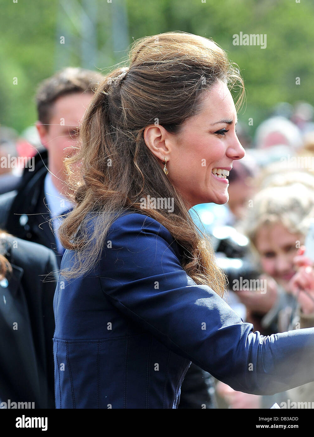 Kate Middleton Kate Middleton and Prince William visit Witton Country ...