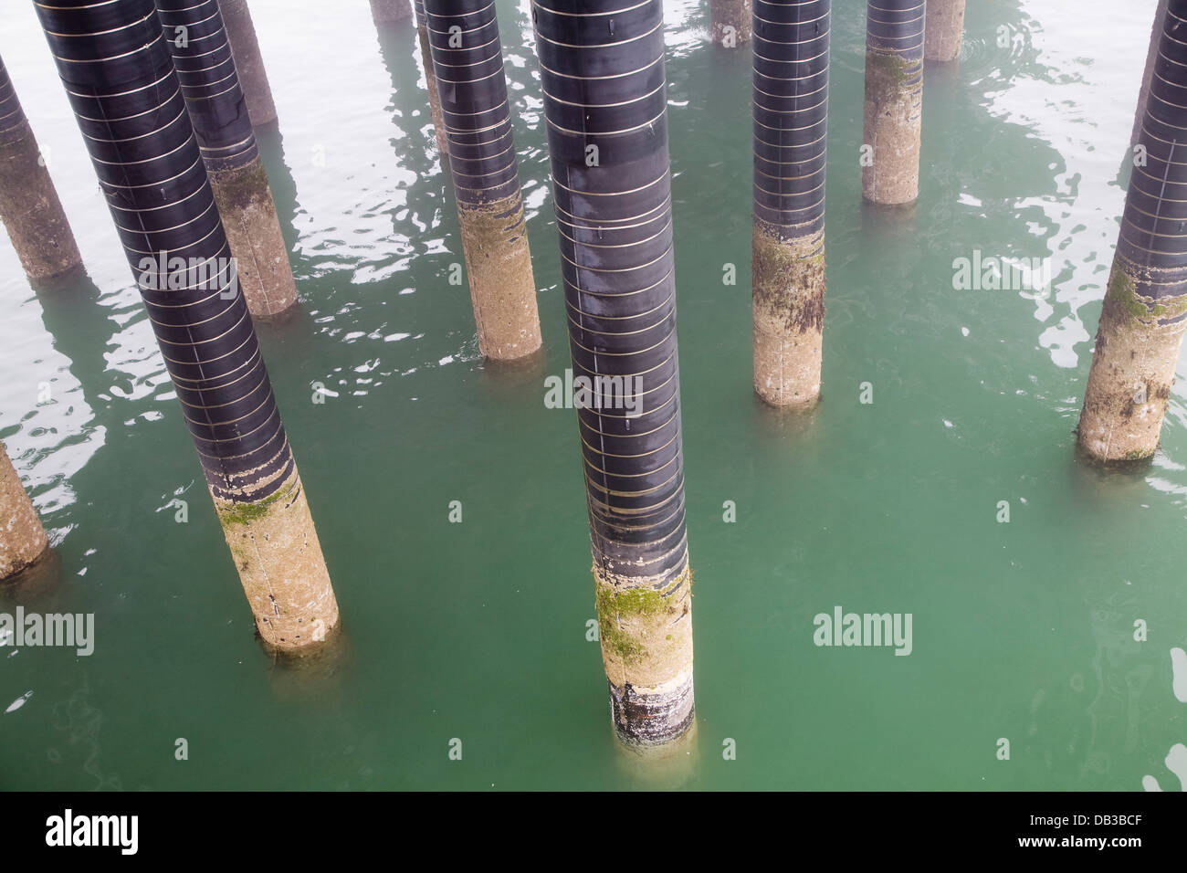 Sea pillars hi-res stock photography and images - Alamy
