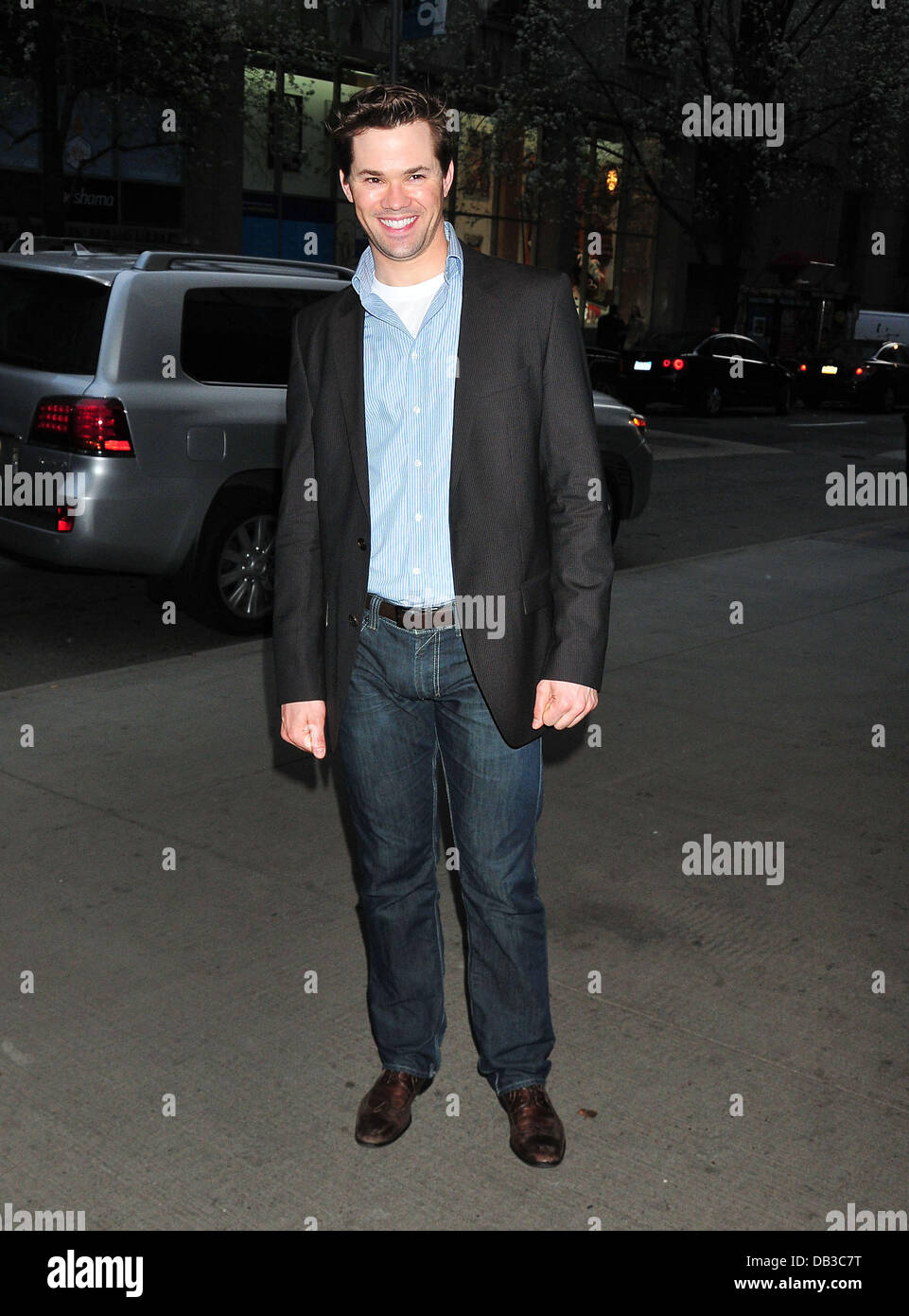 Andrew rannells hi-res stock photography and images - Alamy