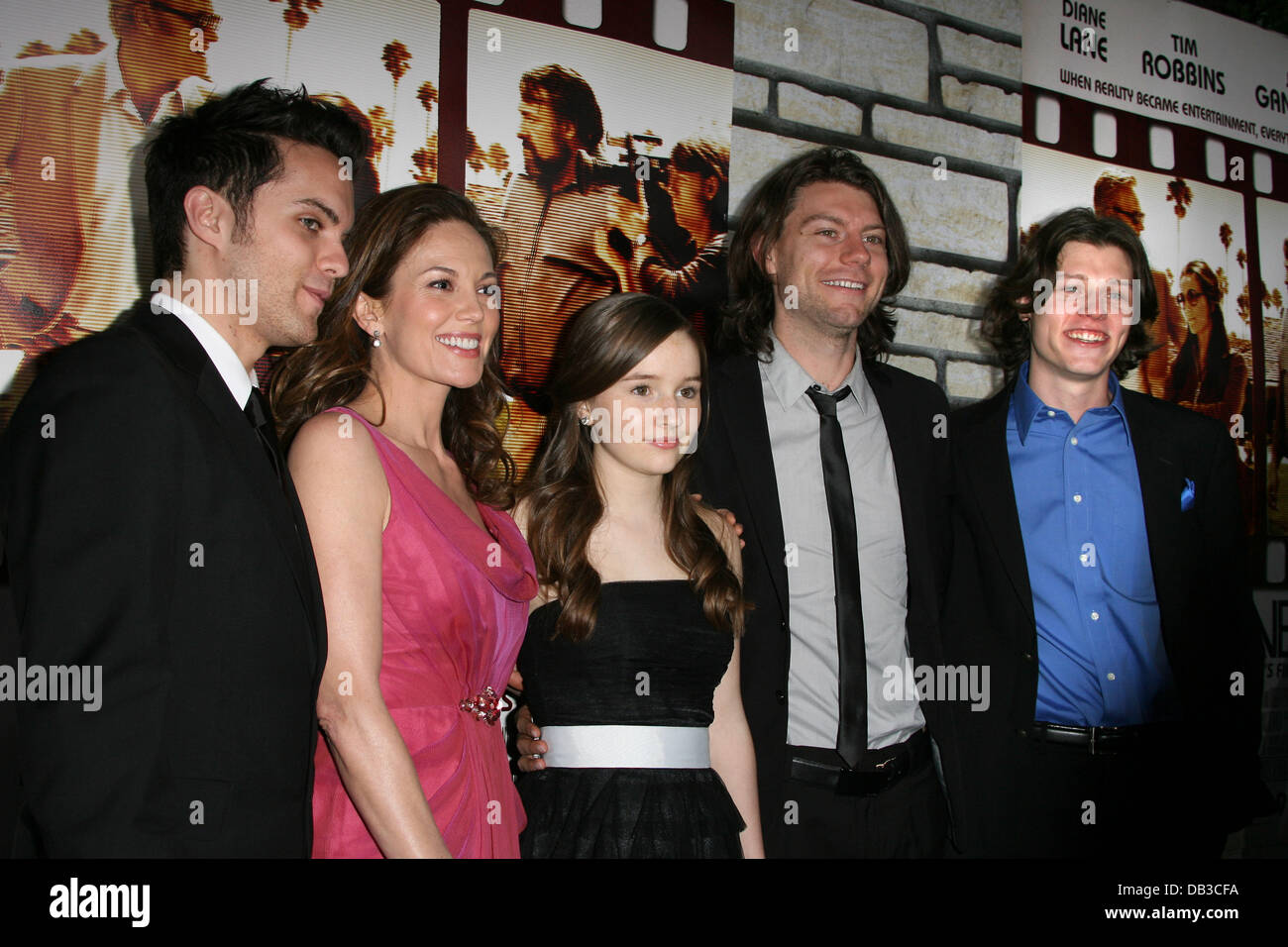 Thomas Dekker, Diane Lane, Kaitlyn Dever, Patrick Fugit and Nick ...