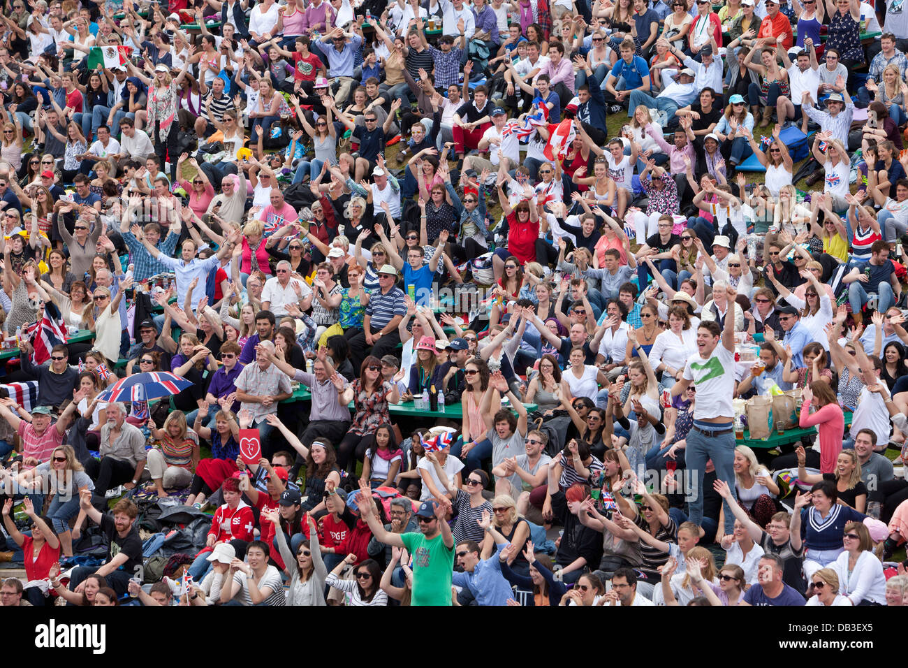 Crowd Watching Match Championships Wimbledon Stock Photos & Crowd ...