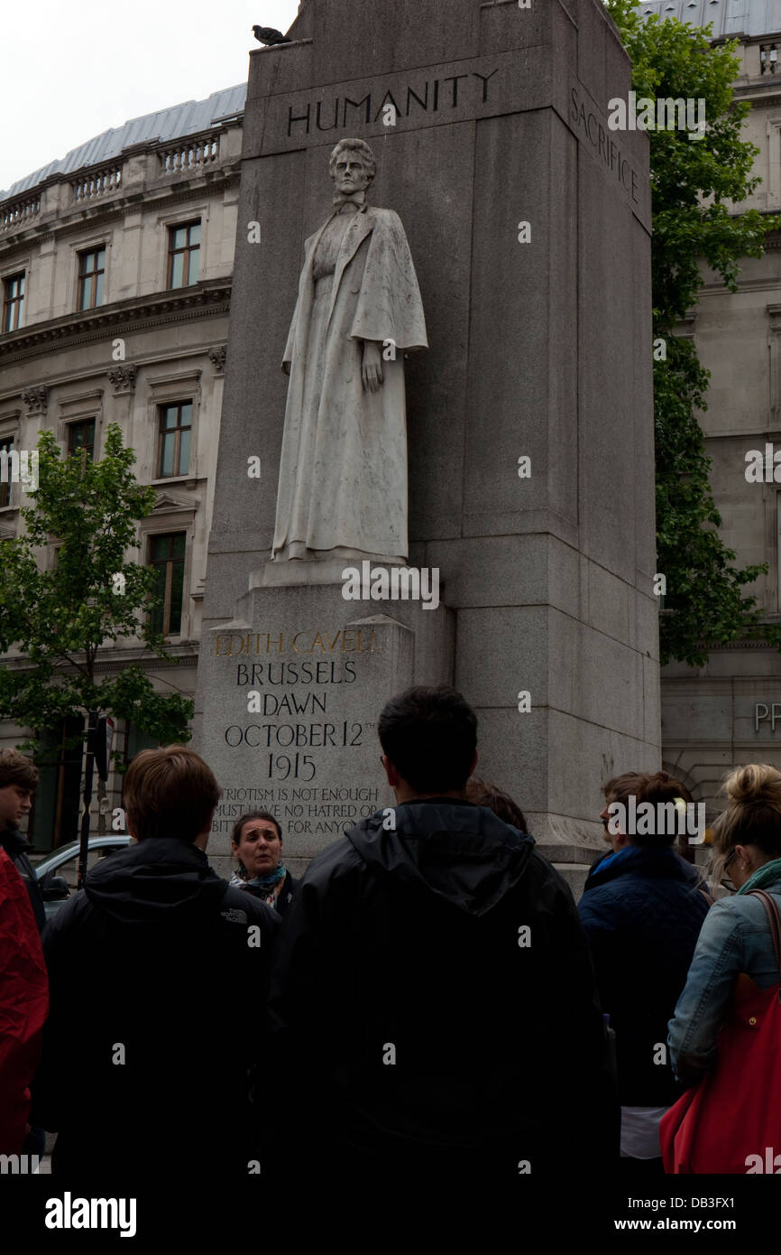 Statue of edith cavell hi-res stock photography and images - Alamy
