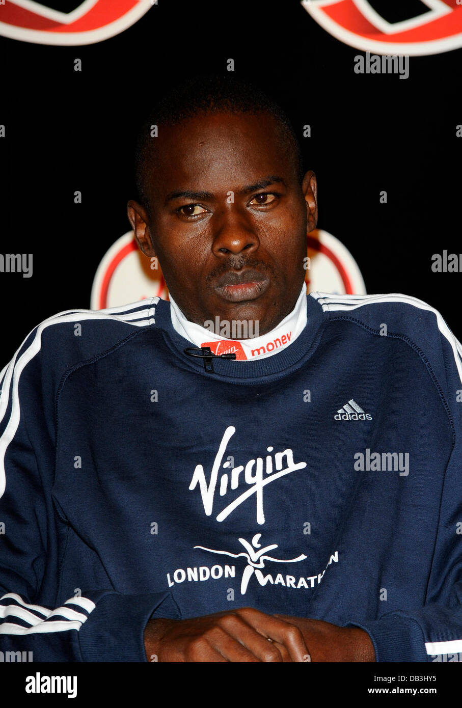 Patrick Makau Virgin London Marathon 2011 photocall and press ...