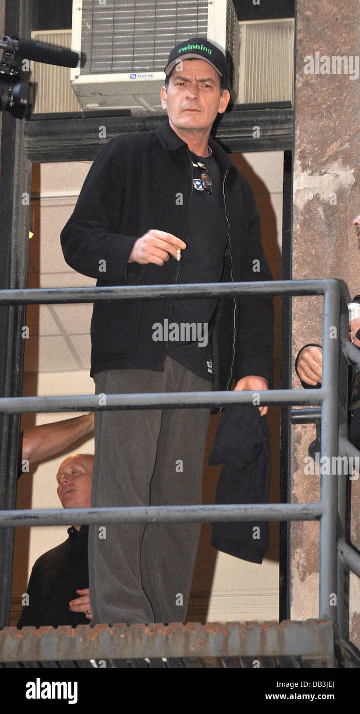 Charlie sheen fans hi-res stock photography and images - Alamy