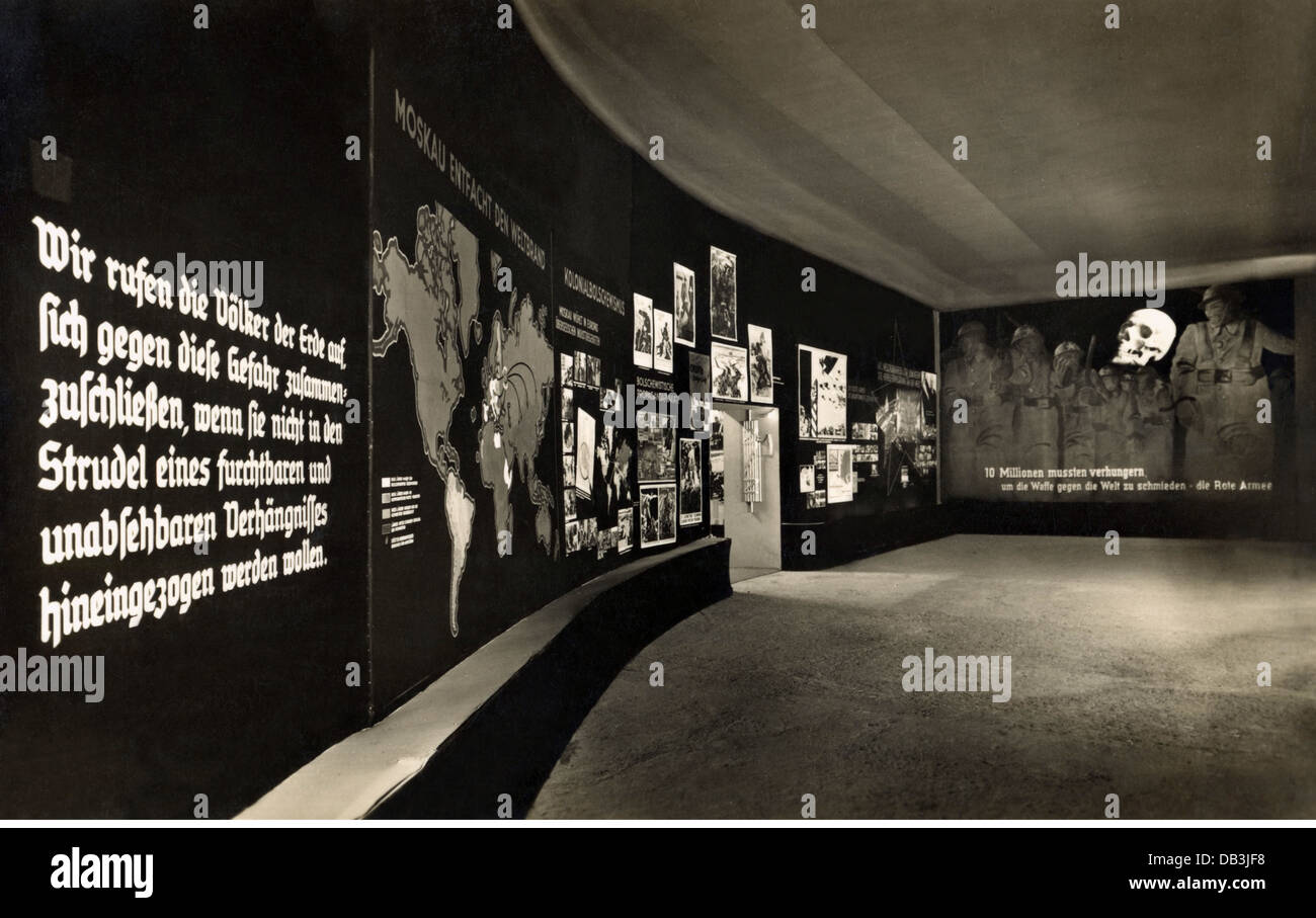 Anti communist propaganda hi-res stock photography and images - Alamy