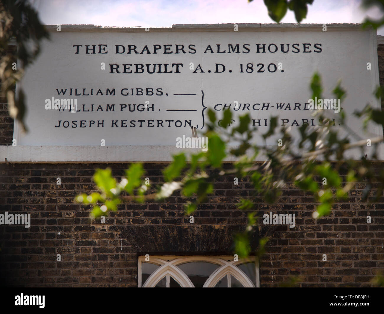 The back streets of Southwark in London Stock Photo - Alamy