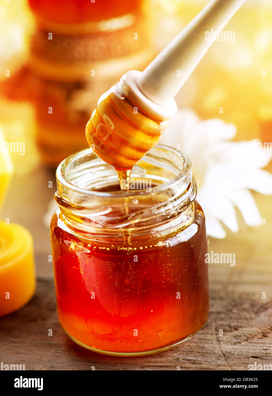 Translucent honey hi-res stock photography and images - Alamy