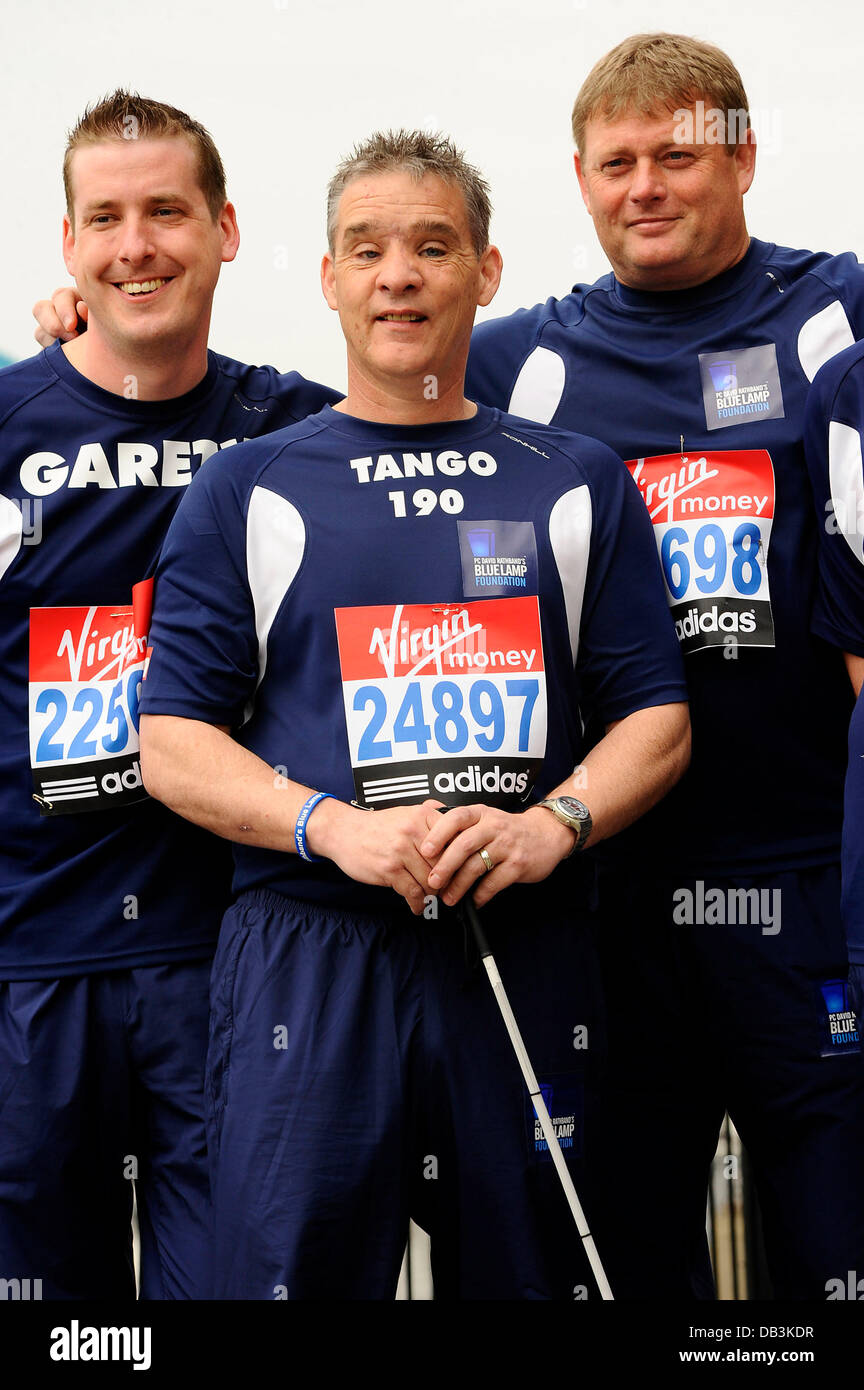 PC David Rathband (C) Celebrity runners for the London Marathon ...