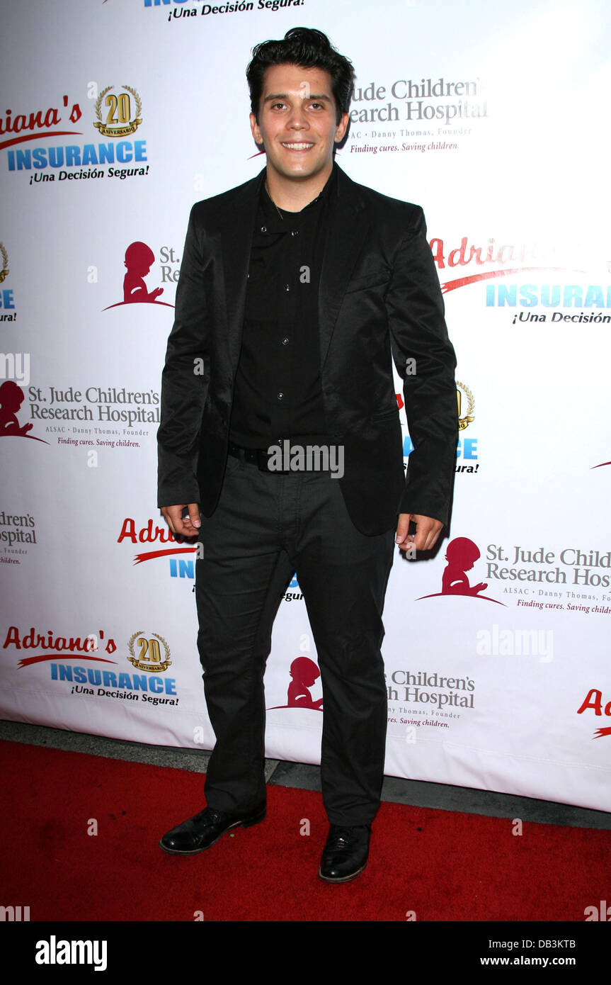 Gustavo Galindo 2nd Annual 'Estrellas por la Vida' Gala benefiting St ...