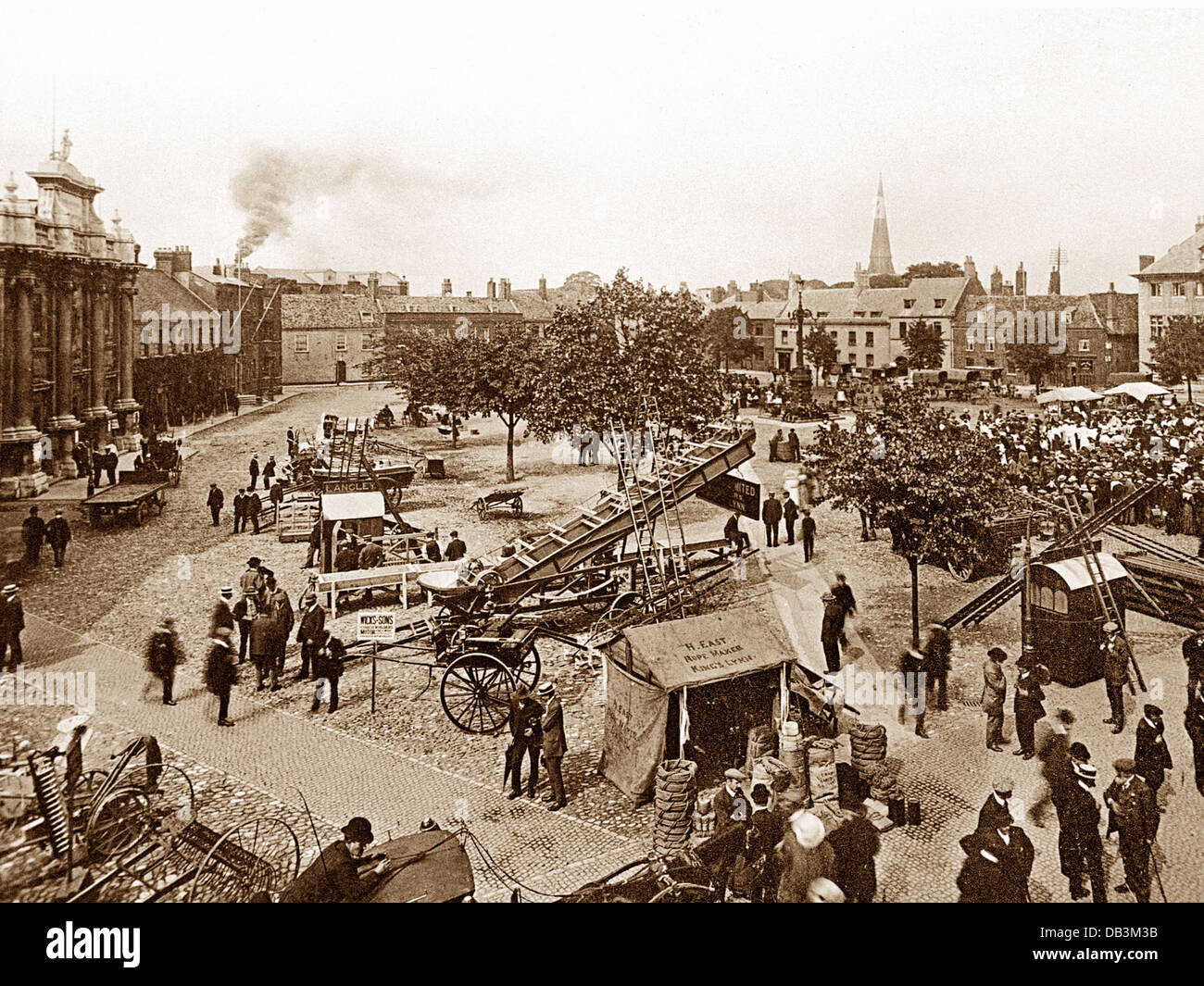 King's Lynn Tuesday Market Place early 1900s Stock Photo - Alamy