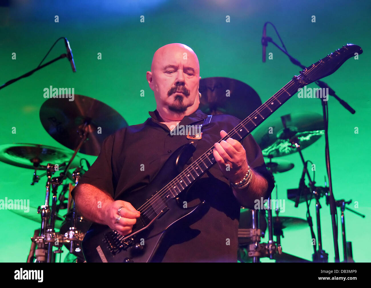 Tony clarkin magnum hi-res stock photography and images - Alamy