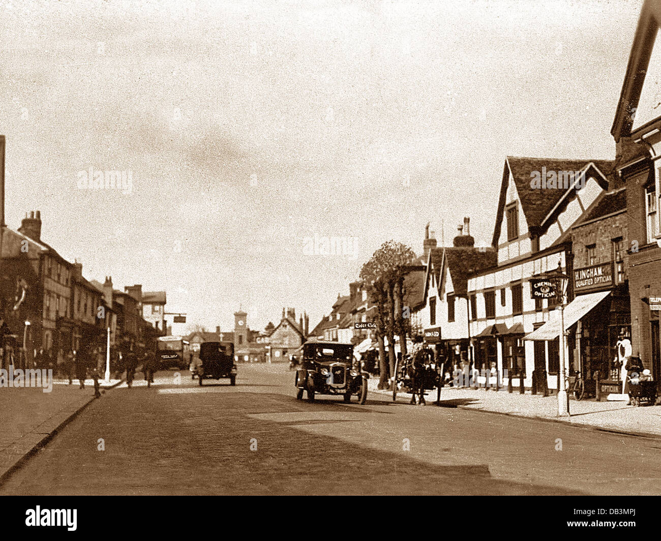Rickmores Hoddesdon Hoddesdon High Street Hi Res Stock Photography And