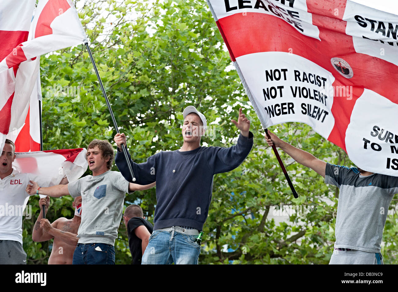Speech birmingham edl riot police demonstration police hi-res stock ...