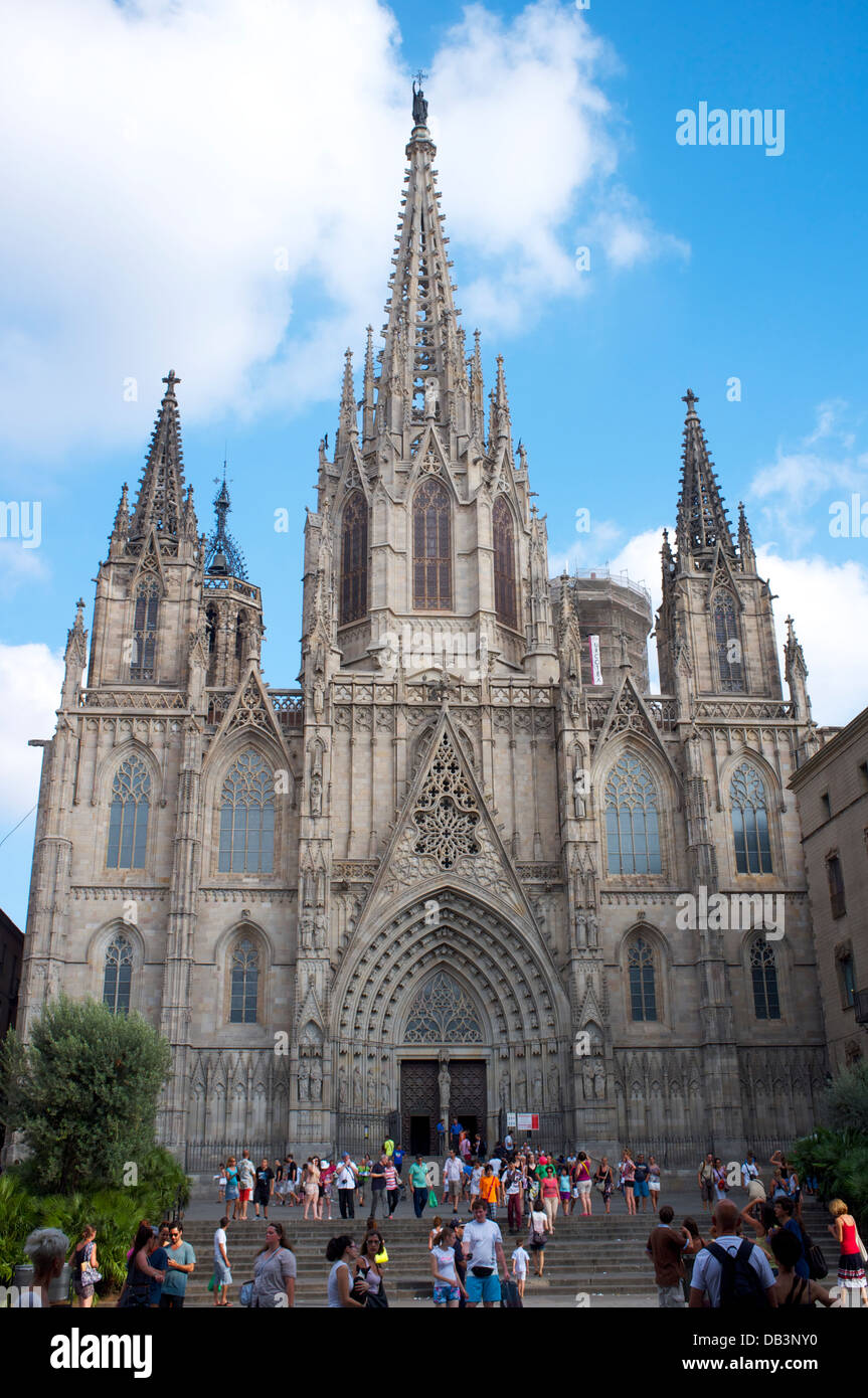 Cathedral of the Holy Cross and Saint Eulalia, Barcelona, Catalonia ...