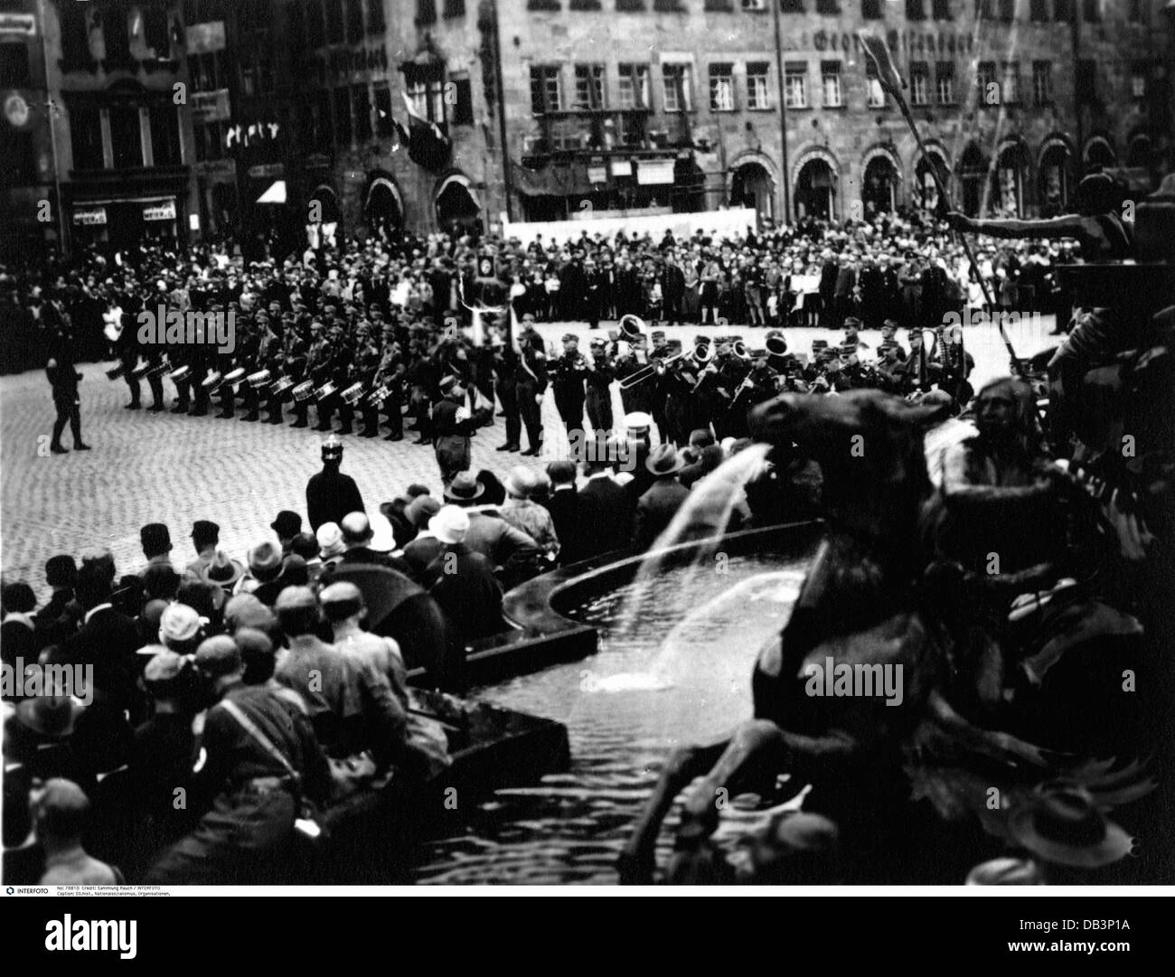 Armed and uniformed branch of the nsdap hi-res stock photography and ...