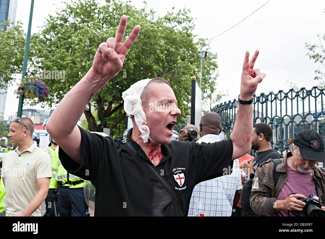 english defence league edl protest birmingham july 20th 2013 injured ...