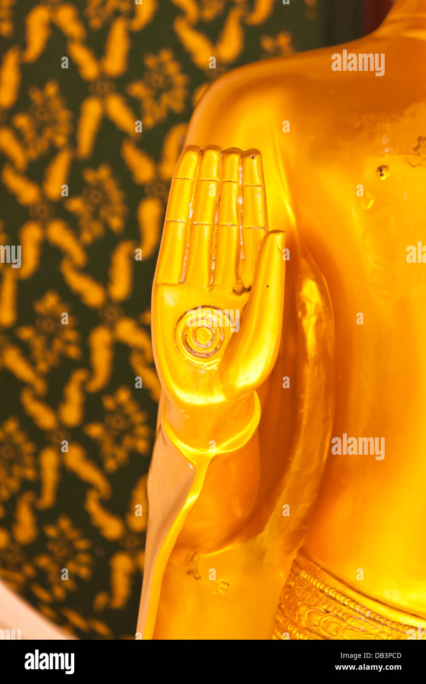 hand of buddha statue Stock Photo - Alamy