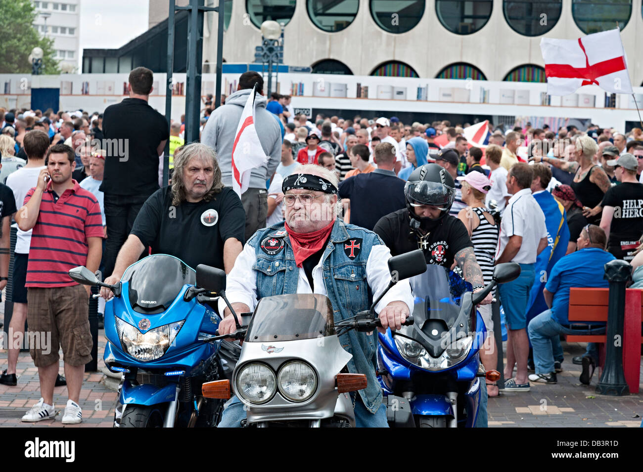 edl protest birmingham july 20th 2013 members of outlaw/crusader bike ...