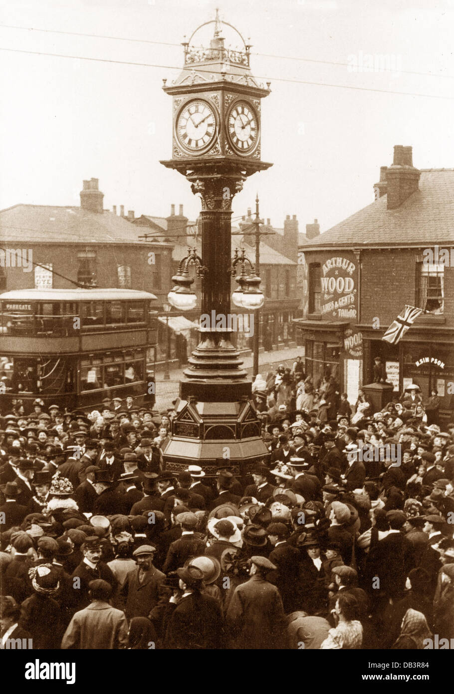Rotherham effingham square hi-res stock photography and images - Alamy