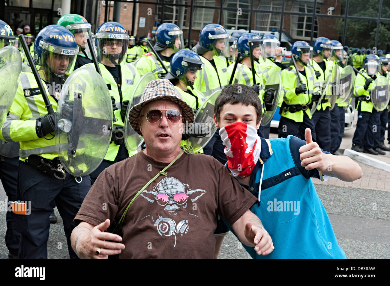 Skinheads britain hi-res stock photography and images - Alamy