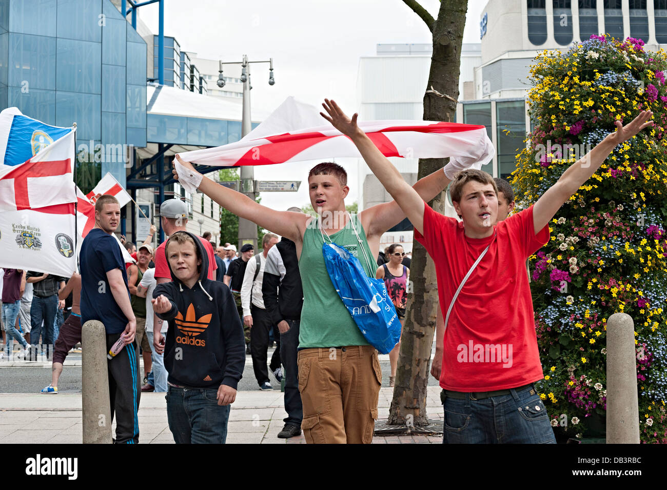 Speech birmingham edl riot police demonstration police hi-res stock ...