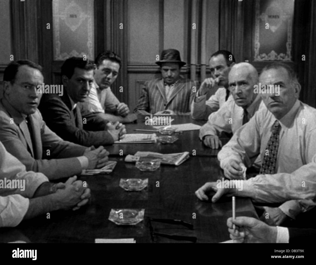 12 angry men hi-res stock photography and images - Alamy