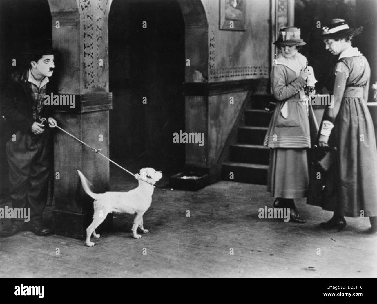 Charlie Chaplin - CHARLOT A DOG'S LIFE First National Pictures, 1918 ...