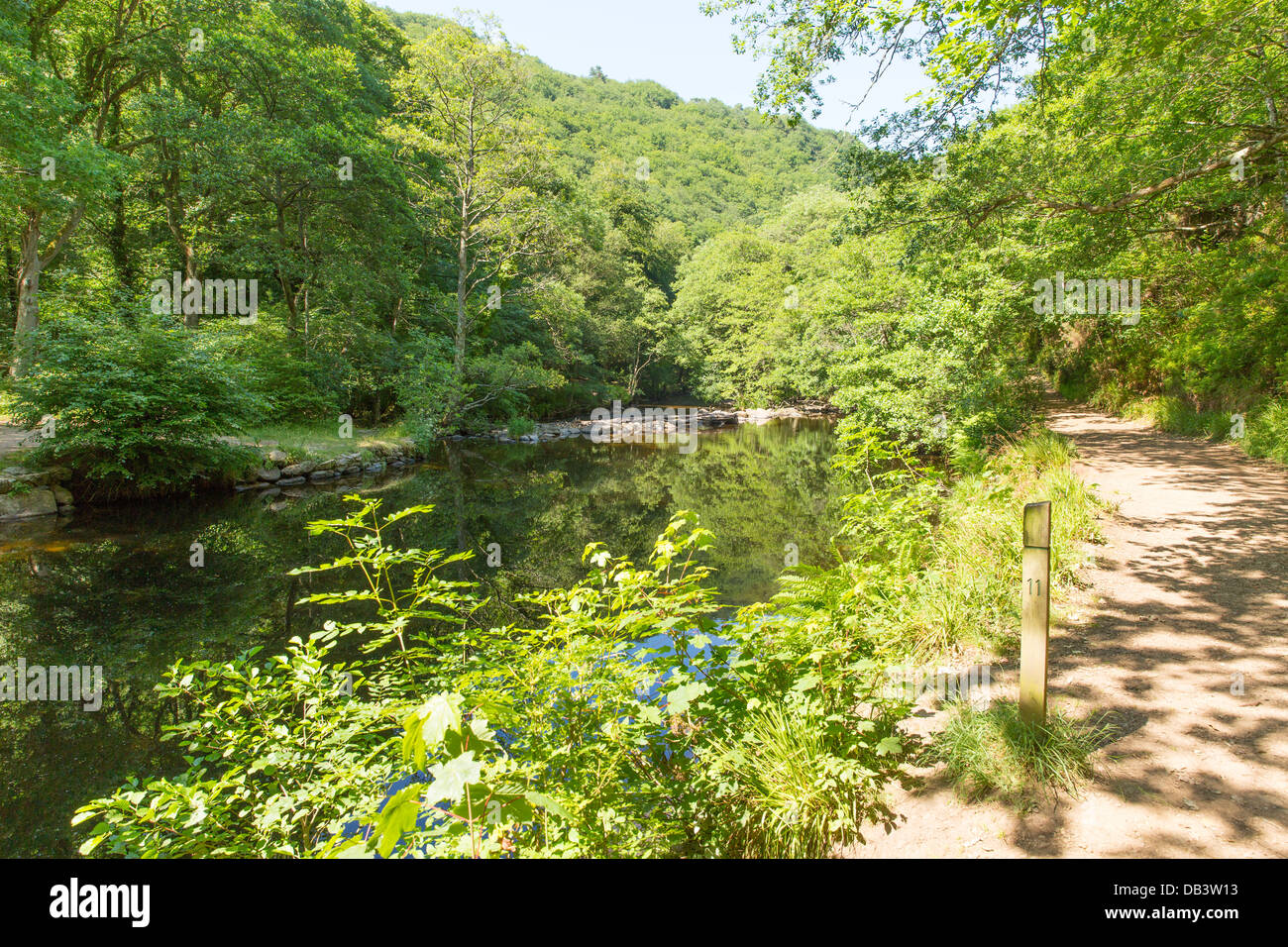 Fingle bridge hill hi-res stock photography and images - Alamy