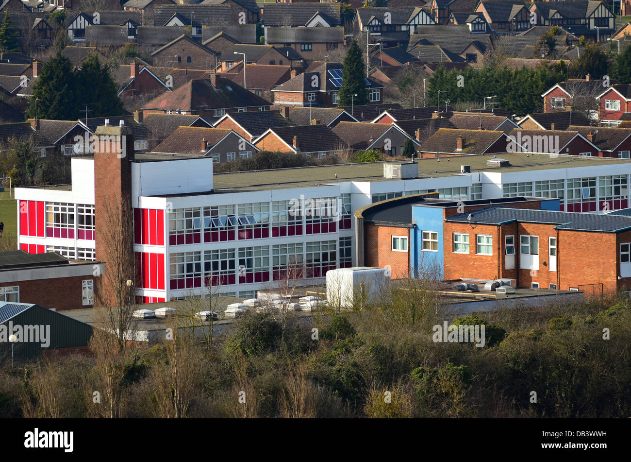 secondary school in a residential area of Luton Stock Photo - Alamy