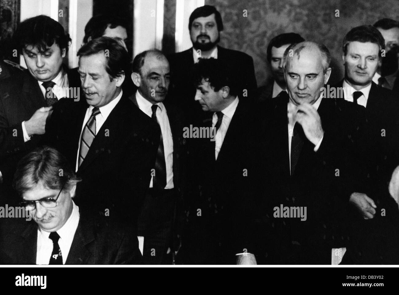 Soviet russia 1990s hi-res stock photography and images - Alamy