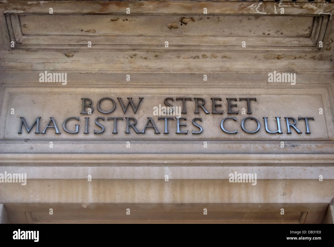 Bow street hi-res stock photography and images - Alamy