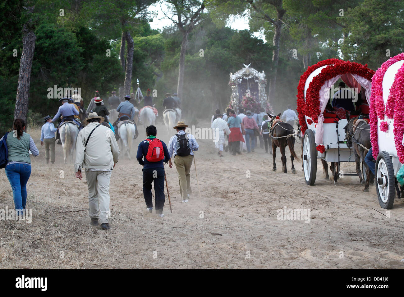 Catholic pilgrims making the pilgrimage to the shrine in El Rocio ...