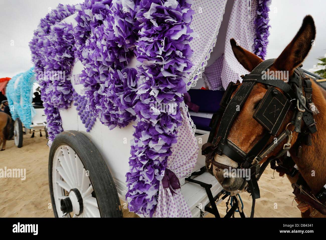 Gypsy wagons hi-res stock photography and images - Alamy