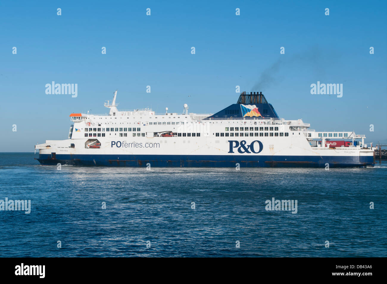 Ferry cross channel Stock Photo - Alamy