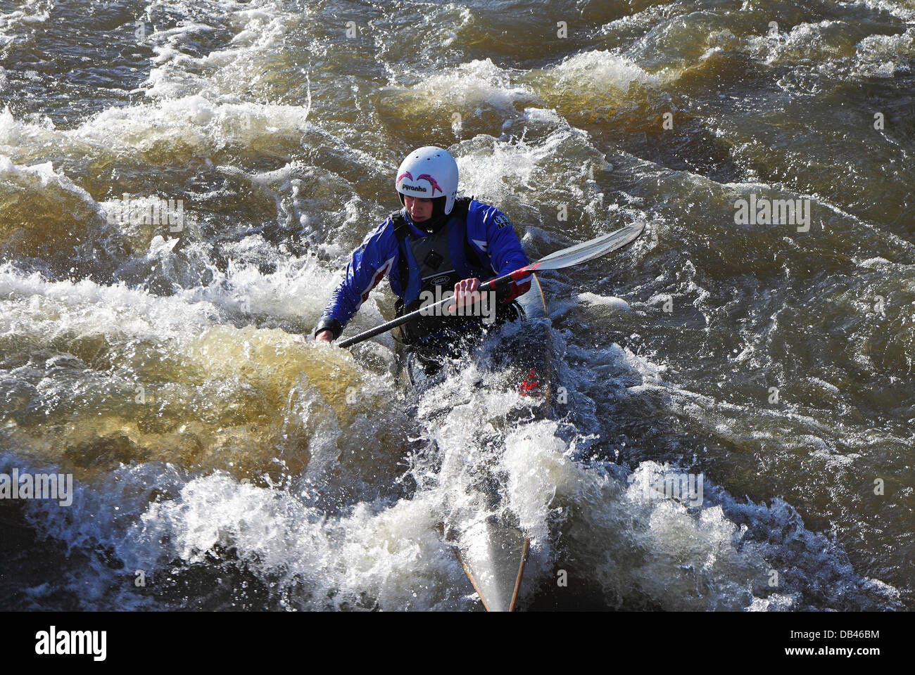 Whitewater canoe hi-res stock photography and images - Alamy